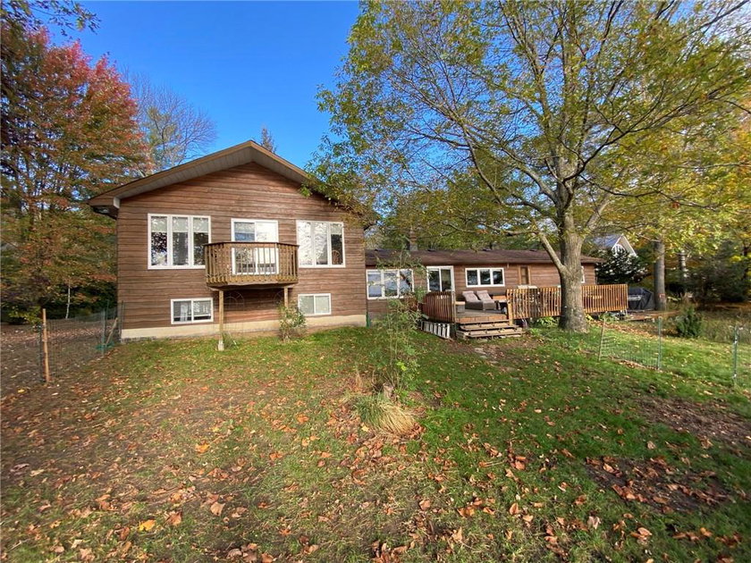 392 KENNEDY Road , Calabogie