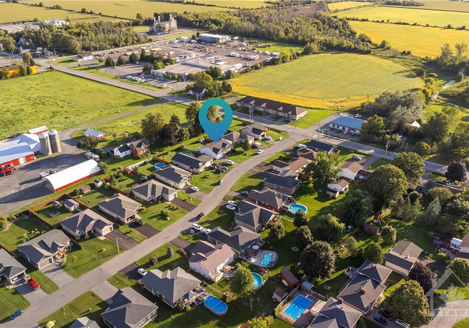 5 WINTONIA Drive , Winchester