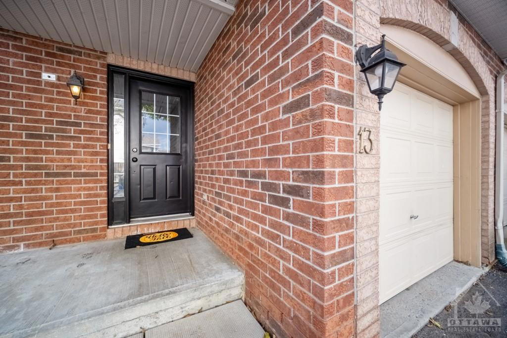 13 HEARTLEAF Private , Ottawa