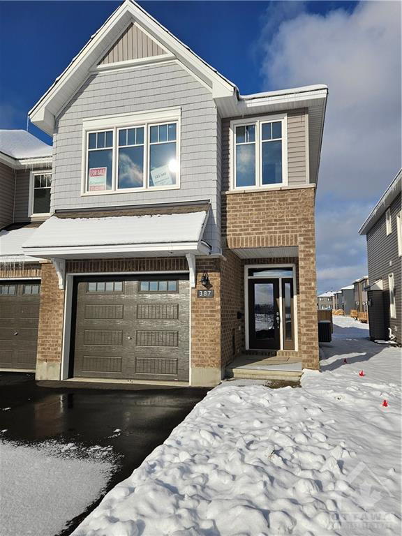 387 BARRETT FARM Drive , Ottawa
