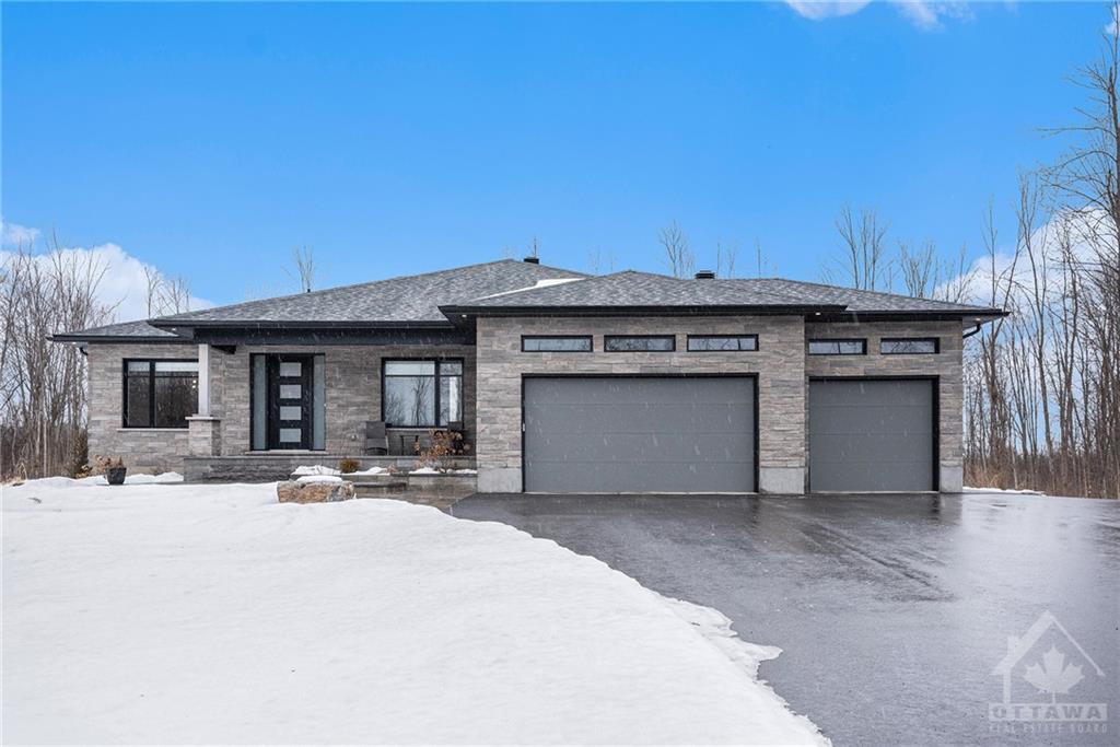 34 SYNERGY Way , Ottawa