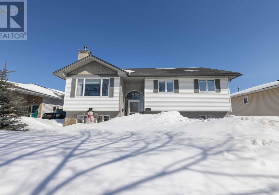 147-nottingham-crescent-thunder-bay-ontario-tb2600643